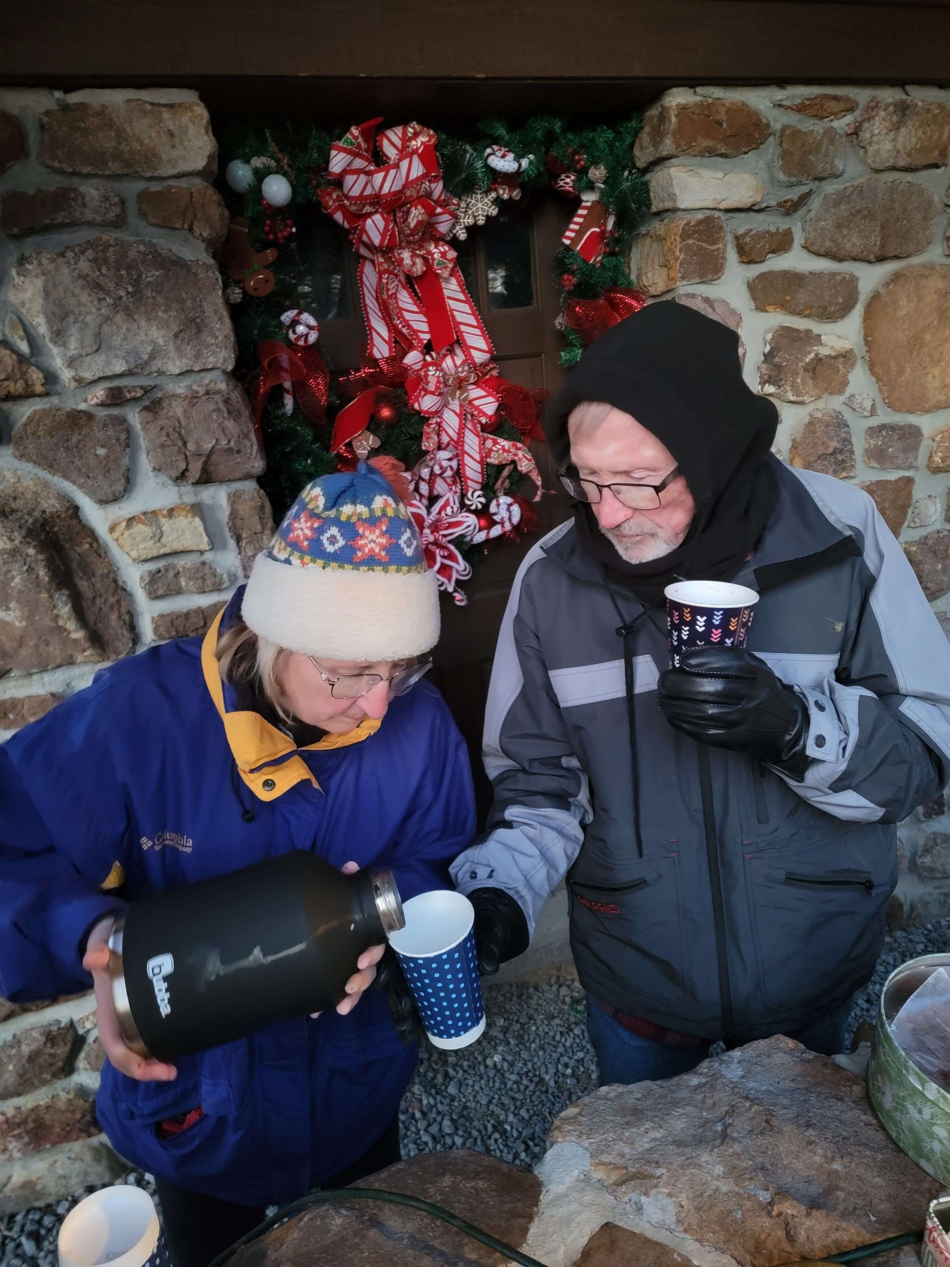 Holiday gate decorations light up the POA ~ 2024 edition - Cacapon South